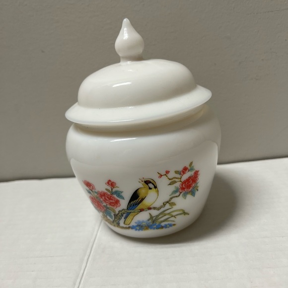 Avon | Art | Vintage 7s Avon Jar 2 Piece Milk Painted Bird Scene ...